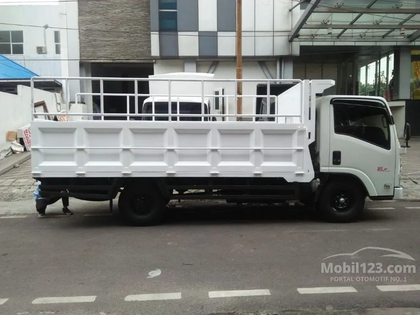 Jual Mobil Isuzu Elf 2023 NMR 71T HD 4.8 di DKI Jakarta Manual Trucks Putih Rp 365.000.000 ...