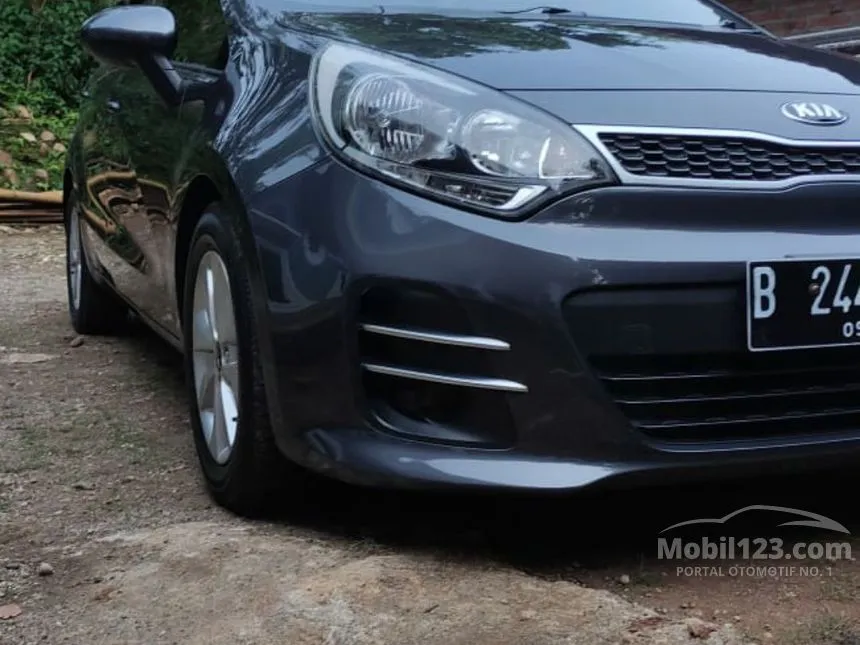 Jual Mobil KIA Rio 2017 Platinum 1.4 di Yogyakarta Automatic Hatchback ...