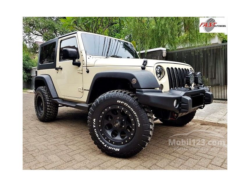 Jual Mobil Jeep Wrangler 2011 Rubicon Unlimited 3.8 di DKI Jakarta ...
