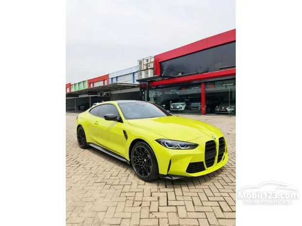 BMW M M4 Baru Cicilan Ringan, Harga Istimewa! | Mobil123