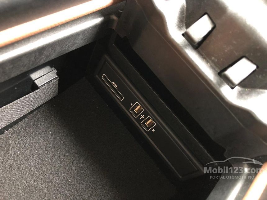 Jual Mobil Mercedes-Benz E250 2018 Avantgarde 2.0 di DKI Jakarta ...