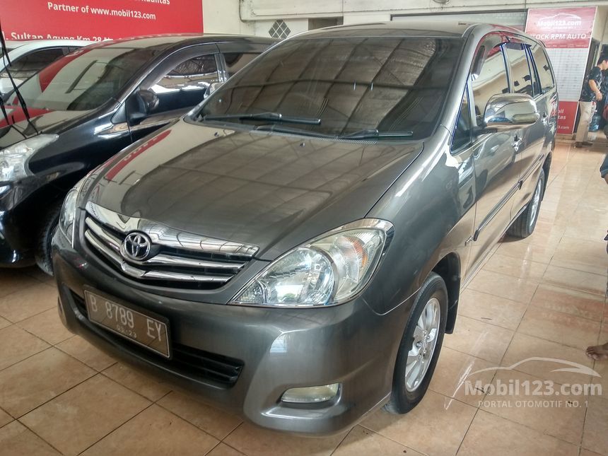 Jual Mobil Toyota Kijang Innova 2010 G 2.0 di Jawa Barat Automatic MPV ...