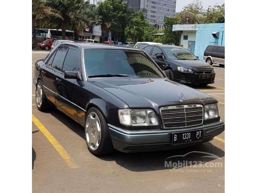 Jual Mobil Mercedes-Benz E320 1994 3.2 Automatic 3.2 di DKI Jakarta ...