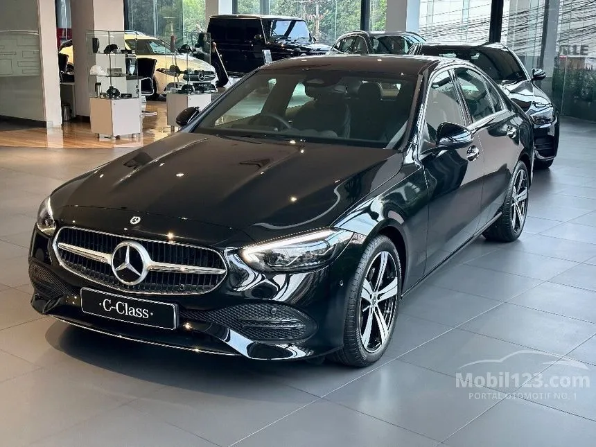 Jual Mobil Mercedes-Benz C200 2023 Avantgarde Line 1.5 di DKI Jakarta Automatic Sedan Hitam Rp 1 ...