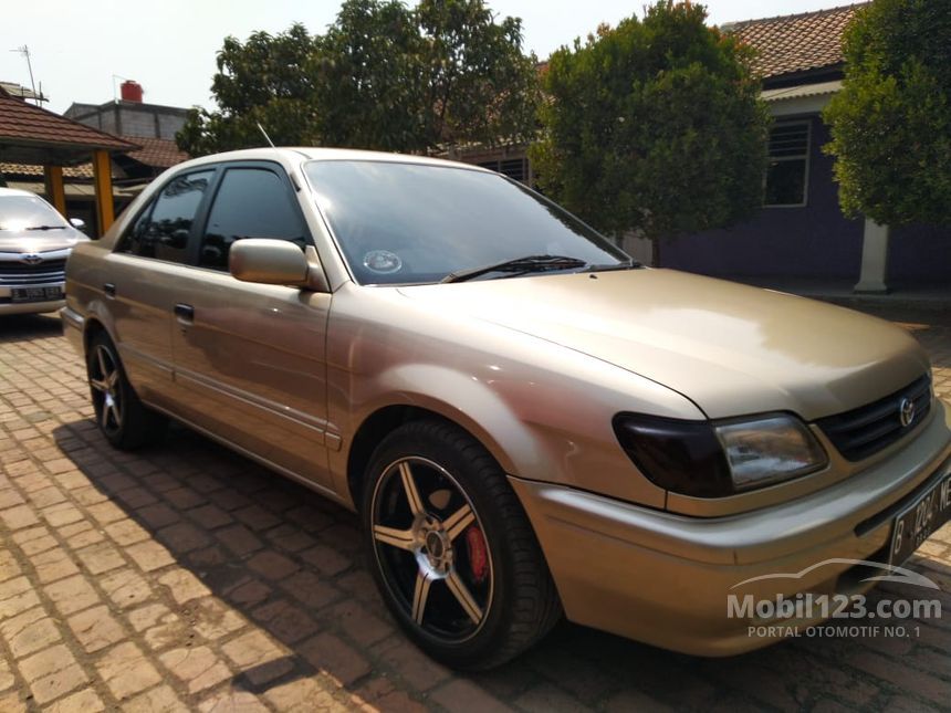 Jual Mobil Toyota Soluna 2000 GLi 1.5 di Jawa Barat Manual Sedan Emas ...