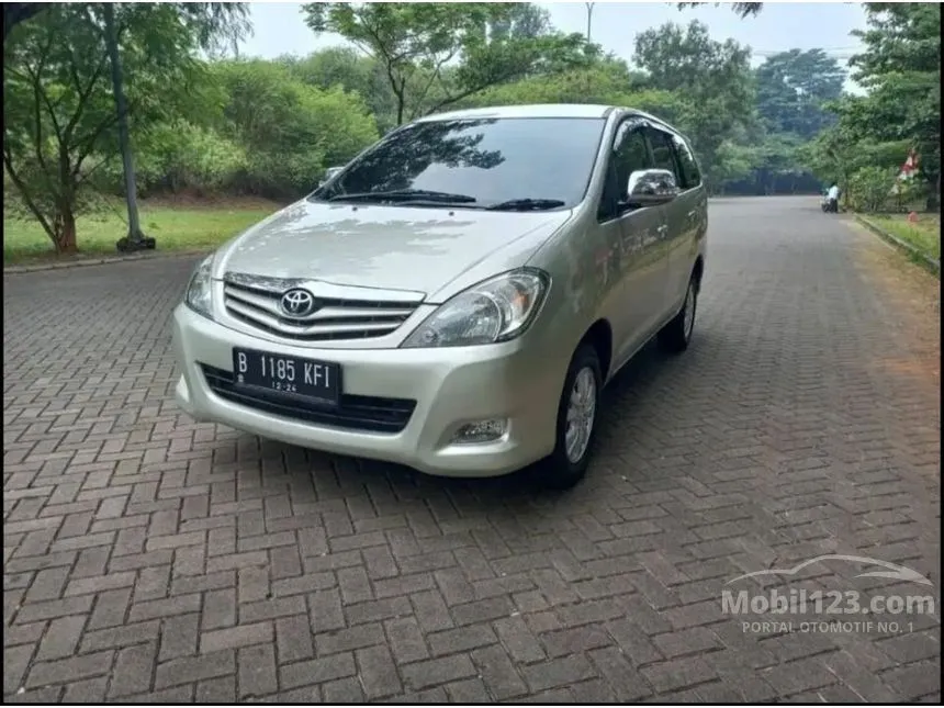 Jual Mobil Toyota Kijang Innova 2009 E 2.0 di DKI Jakarta Manual MPV ...