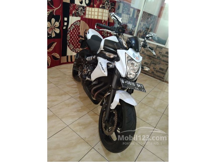 Jual Motor Kawasaki ER 6N 2012 650 Manual 0.6 di DKI Jakarta Manual Sport Touring Putih Rp 80. ...