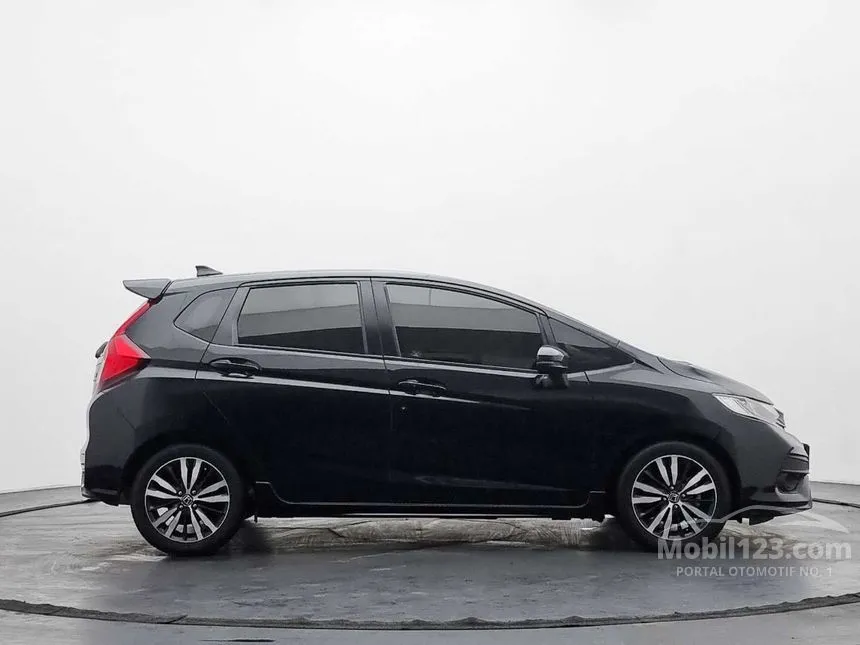 Jual Mobil Honda Jazz 2017 RS 1.5 di DKI Jakarta Automatic Hatchback ...