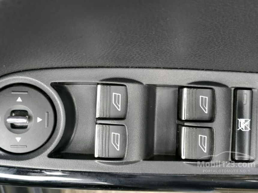 Jual Mobil Ford Focus 2015 Titanium 2.0 di DKI Jakarta Automatic Sedan ...