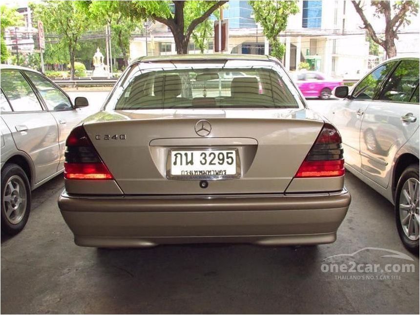 Mercedes-Benz C240 2001 2.4 in กรุงเทพและปริมณฑล Automatic Sedan สีทอง ...