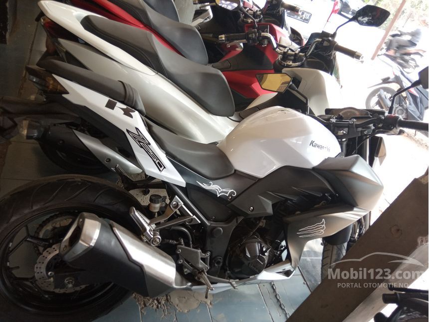 Jual Motor Kawasaki Z250 2014 0.3 di Jawa Barat Manual Others Putih Rp ...