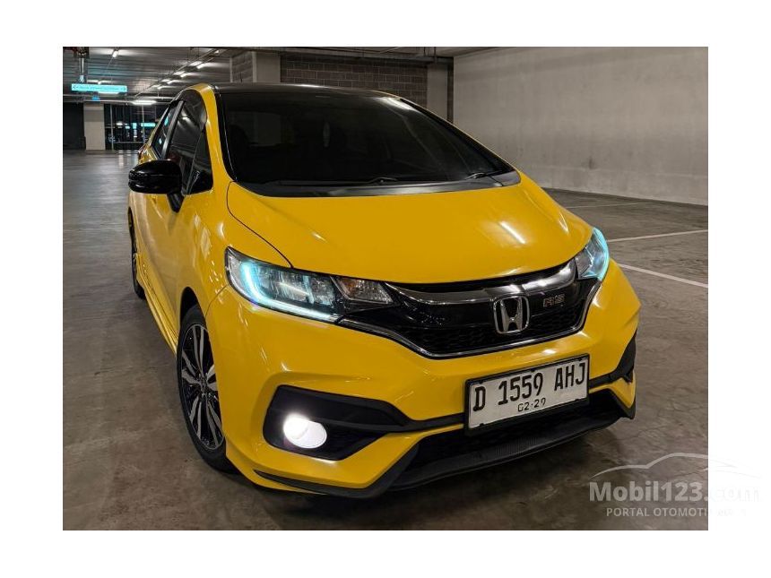 Jual Mobil Honda Jazz 2018 RS 1.5 di Jawa Barat Automatic Hatchback ...