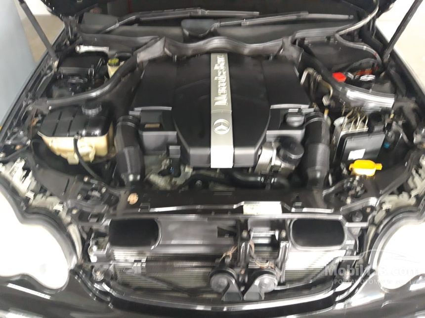Jual Mobil Mercedes-Benz C240 2004 Elegance 2.6 di Jawa Timur Automatic ...