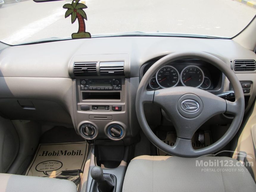 Jual Mobil Daihatsu Xenia 2010 Li SPORTY 1.0 di DKI Jakarta Manual MPV ...