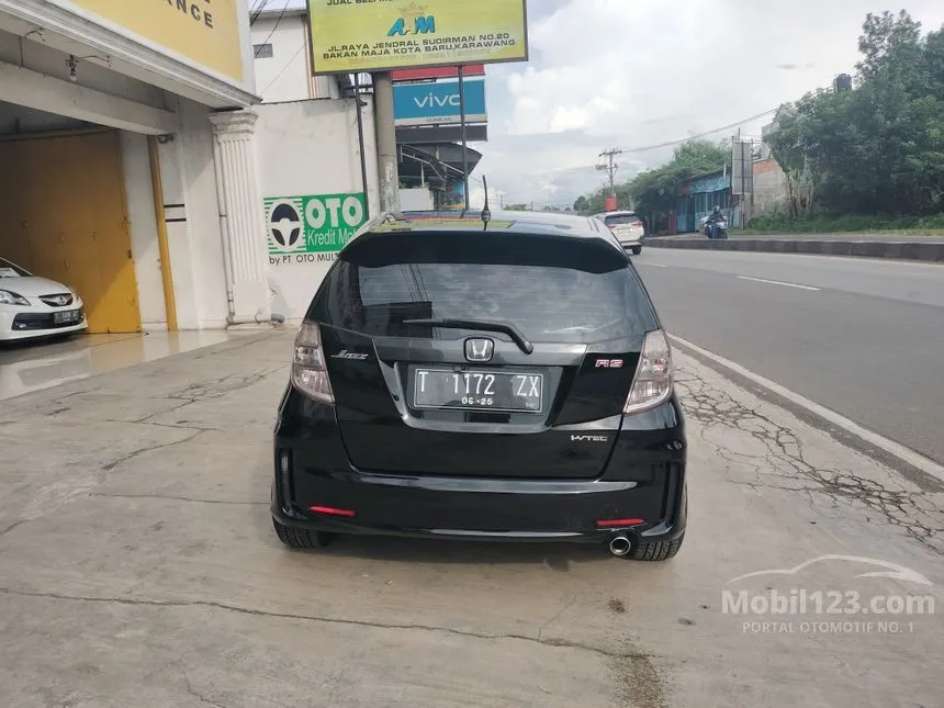 Jual Mobil Honda Jazz 2013 RS 1.5 di Jawa Barat Automatic Hatchback ...