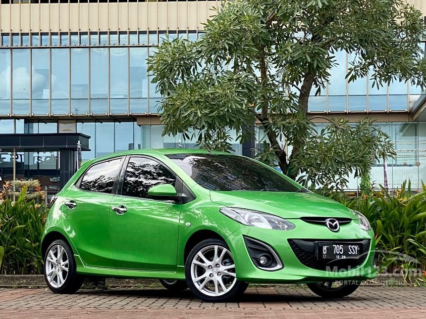 Jual Mobil Mazda 2 2010 R 1.5 di DKI Jakarta Automatic Hatchback Hijau ...
