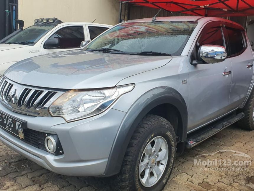 Jual Mobil Mitsubishi Triton 2016 EXCEED 2.5 di DKI Jakarta Manual Pick ...