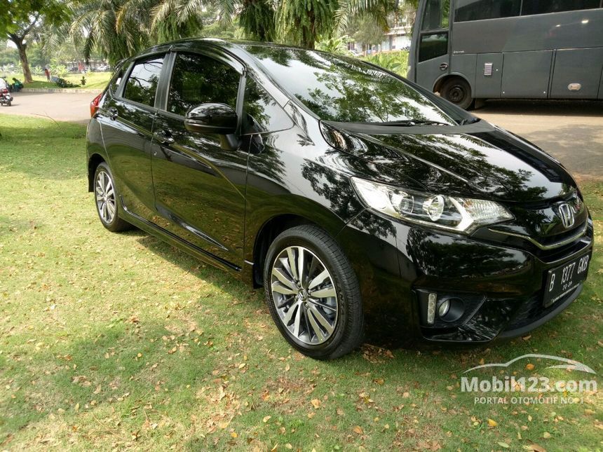 Jual Mobil Honda Jazz 2015 RS Black Top Limited Edition 1.5 di DKI ...