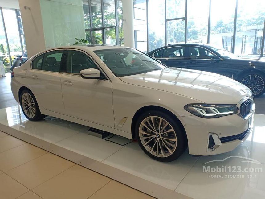 jual-mobil-bmw-530i-2021-opulence-2-0-di-dki-jakarta-automatic-sedan