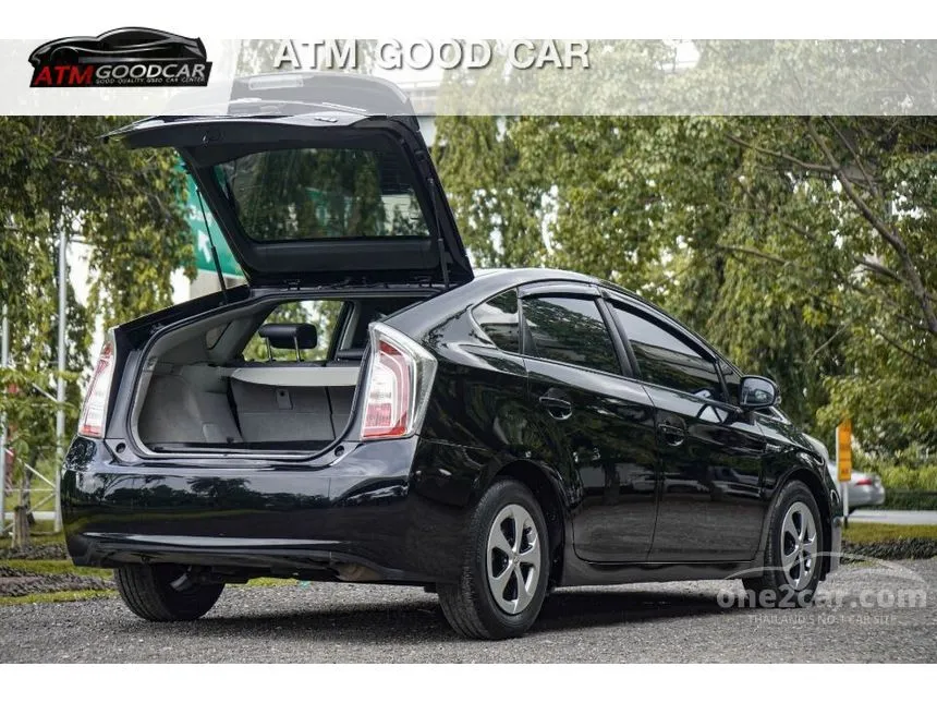 2013 Toyota Prius 1.8 (ปี 09-16) Hybrid Top option grade Hatchback for ...