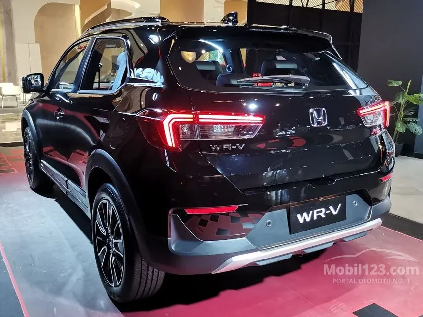 Jual Mobil Honda WR-V 2022 RS 1.5 di DKI Jakarta Automatic Wagon Hitam ...