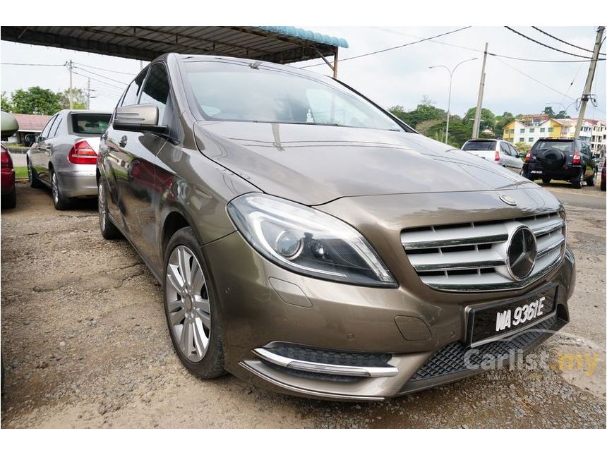 Mercedes-Benz B200 2014 Sport Tourer 1.6 in Johor Automatic Hatchback ...