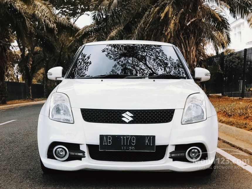 Jual Mobil Suzuki Swift 2010 GT3 1.5 di Banten Automatic Hatchback ...