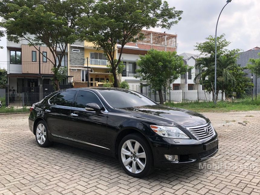 Jual Mobil Lexus LS 460L 2010 4.6 di DKI Jakarta Automatic Sedan Hitam ...
