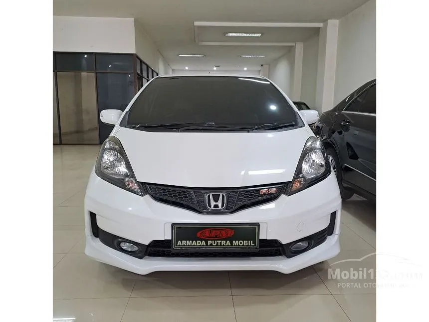 Jual Mobil Honda Jazz 2014 RS 1.5 di Jawa Timur Automatic Hatchback Putih Rp 173.000.000 ...