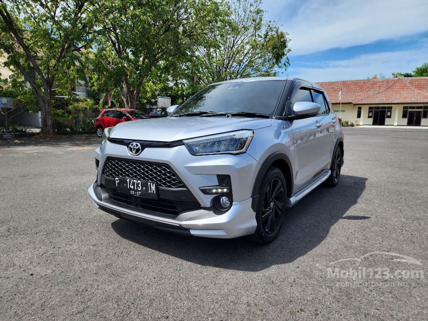 Jual Mobil Toyota Raize 2021 GR Sport TSS (1 Tone) 1.0 di Jawa Timur ...