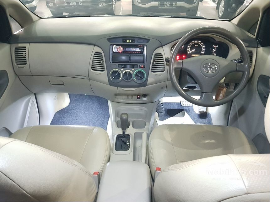 Jual Mobil Toyota Kijang Innova 2010 G 2.0 di Jawa Barat Automatic MPV ...