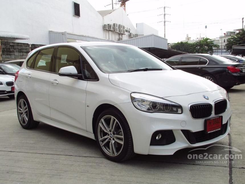 BMW 218i 2015 F45 (ปี 14-19) Active Tourer 1.5 เกียร์อัตโนมัติ สีขาว ...