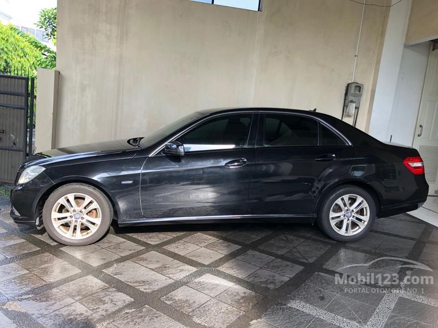 Jual Mobil Mercedes-Benz E200 2010 CGI 1.8 di DKI Jakarta Automatic Sedan Hitam Rp 205.000.000 ...