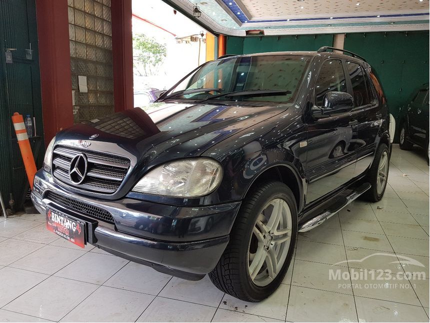 Jual Mobil Mercedes-Benz ML270 2001 W163 2.7 di Jawa Barat Manual SUV ...