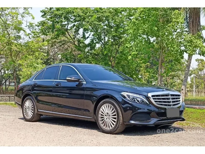 2015 Mercedes-Benz C300 2.1 W205 (ปี 14-22) Blue TEC HYBRID Exclusive ...