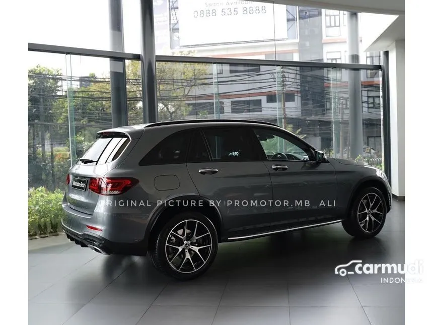 Mercedes-Benz GLC200 2022 Night Edition AMG Line 2.0 in DKI Jakarta ...