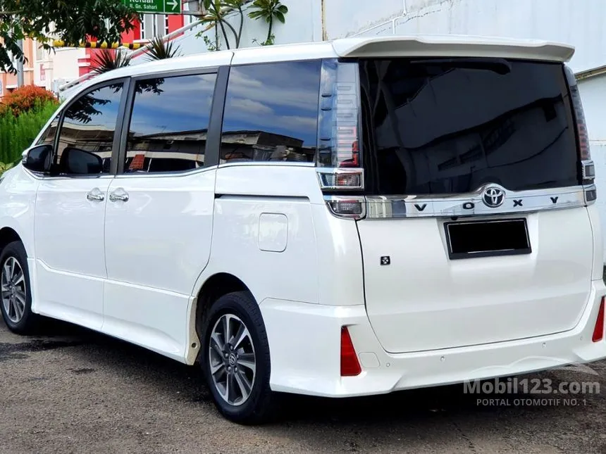 Jual Mobil Toyota Voxy 2021 2.0 di DKI Jakarta Automatic Wagon Putih Rp ...