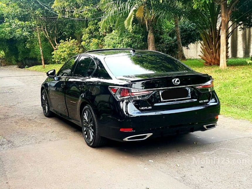 Jual Mobil Lexus GS300 2017 F Sport 2.0 di DKI Jakarta Automatic Sedan ...