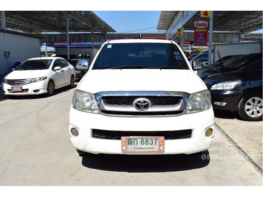 Toyota Hilux Vigo 2010 J 2.5 in กรุงเทพและปริมณฑล Manual Pickup สีขาว ...