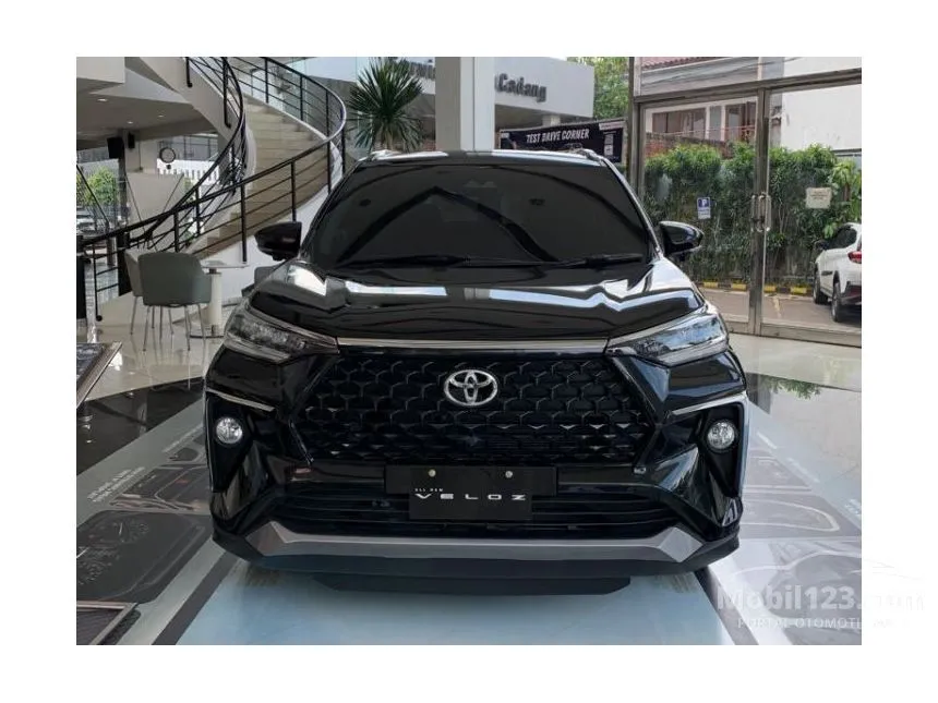 Jual Mobil Toyota Veloz 2023 Q 1.5 di Jawa Barat Automatic Wagon Hitam ...