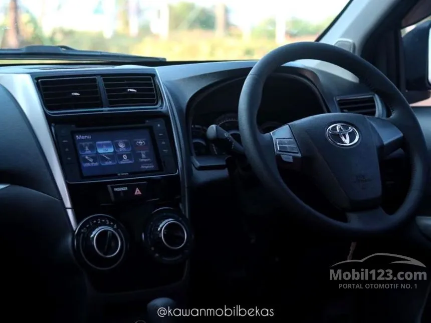 Jual Mobil Toyota Avanza 2015 Veloz 1.5 di Banten Automatic MPV Hitam ...