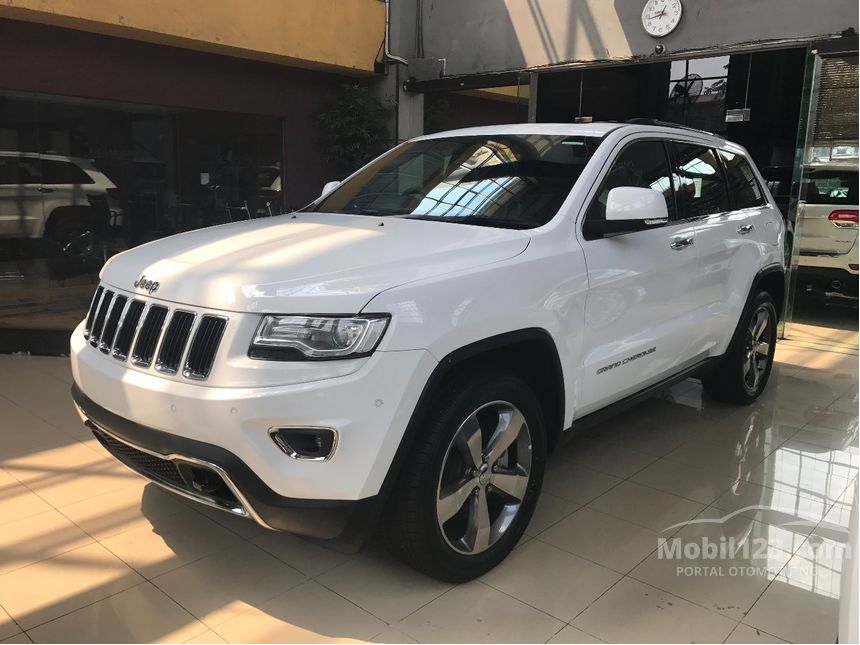 Jual Mobil Jeep Grand Cherokee 2015 Limited 3.0 di DKI Jakarta ...