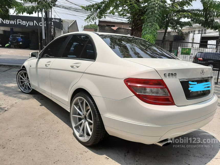 Jual Mobil Mercedes-Benz C200 2010 CGI Avantgarde 1.8 di DKI Jakarta ...
