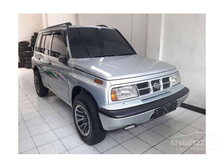 Jual Mobil Suzuki Sidekick 1997 1.6 di Jawa Timur Manual SUV Silver Rp ...