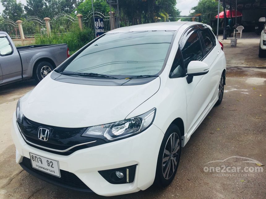 Honda Jazz 2016 SV i-VTEC 1.5 in ภาคตะวันออก Automatic Hatchback สีขาว ...