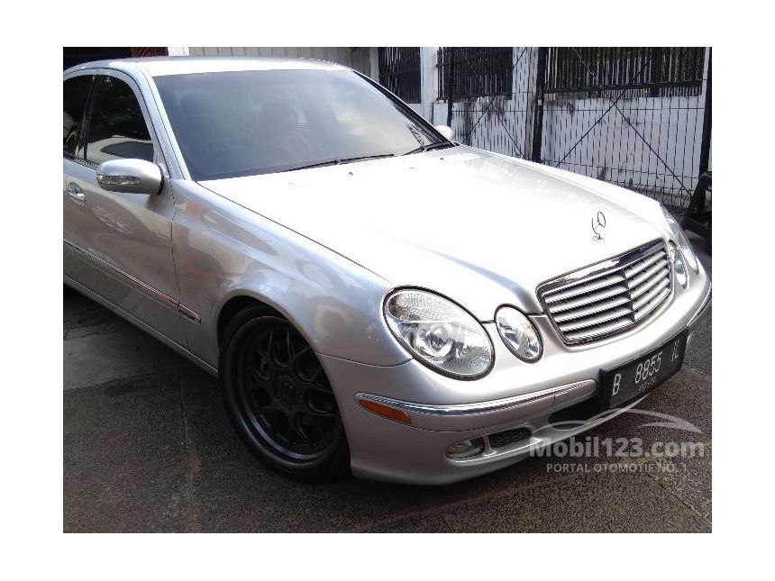 Jual Mobil Mercedes-Benz E260 2005 E260 2.6 di DKI Jakarta Automatic ...