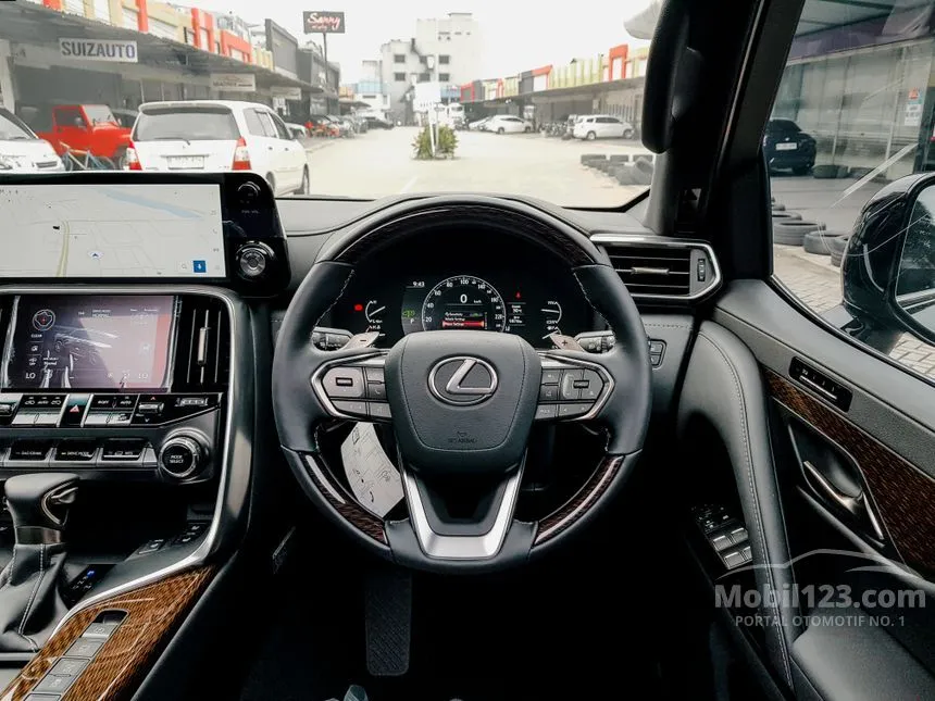 Jual Mobil Lexus LX600 2022 VIP 3.4 di DKI Jakarta Automatic Wagon ...