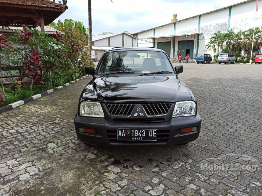 Jual Mobil Mitsubishi L200 Strada 2005 GLS 2.5 di Jawa Tengah Manual ...
