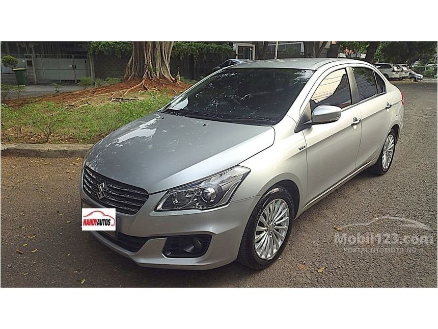 Jual Mobil Suzuki Ciaz 2015 1.4 di DKI Jakarta Automatic Sedan Silver ...
