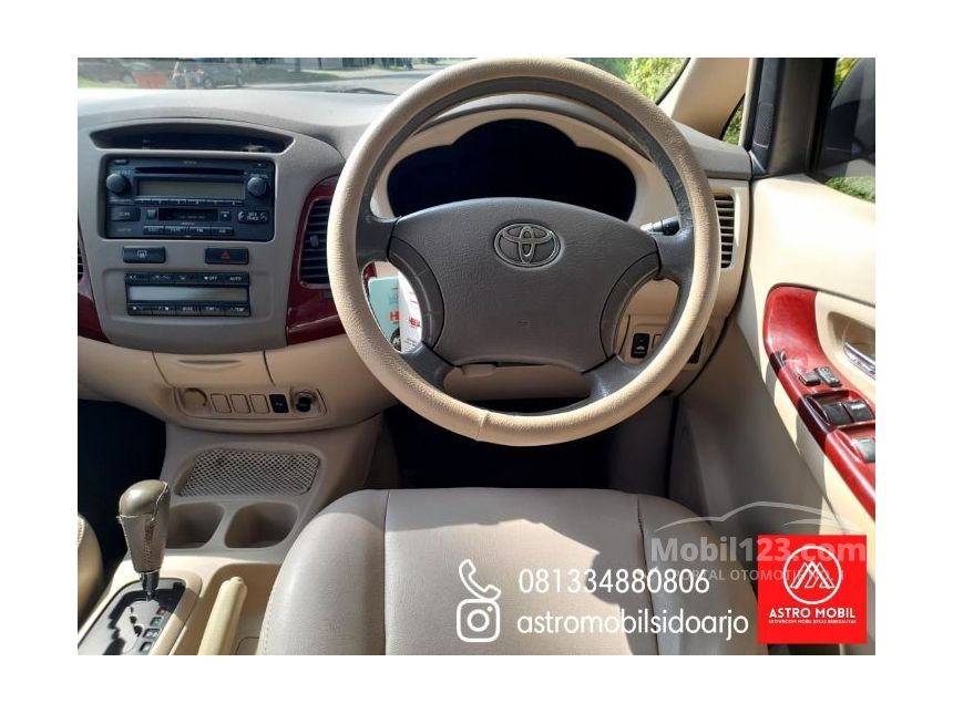 Jual Mobil Toyota Kijang Innova 2005 V 2.0 di Jawa Timur Automatic MPV ...